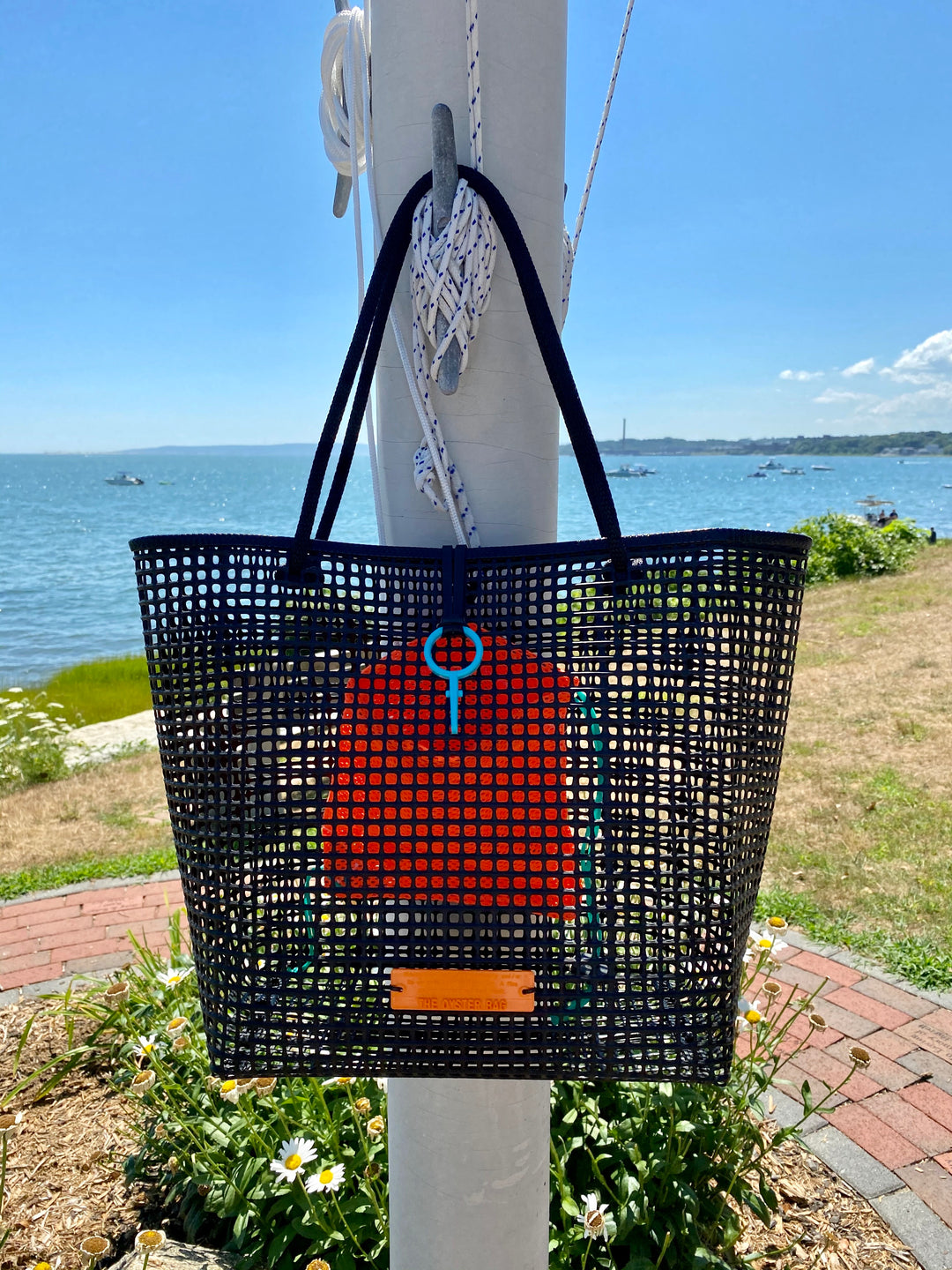 THE MARKET – The Oyster Bag