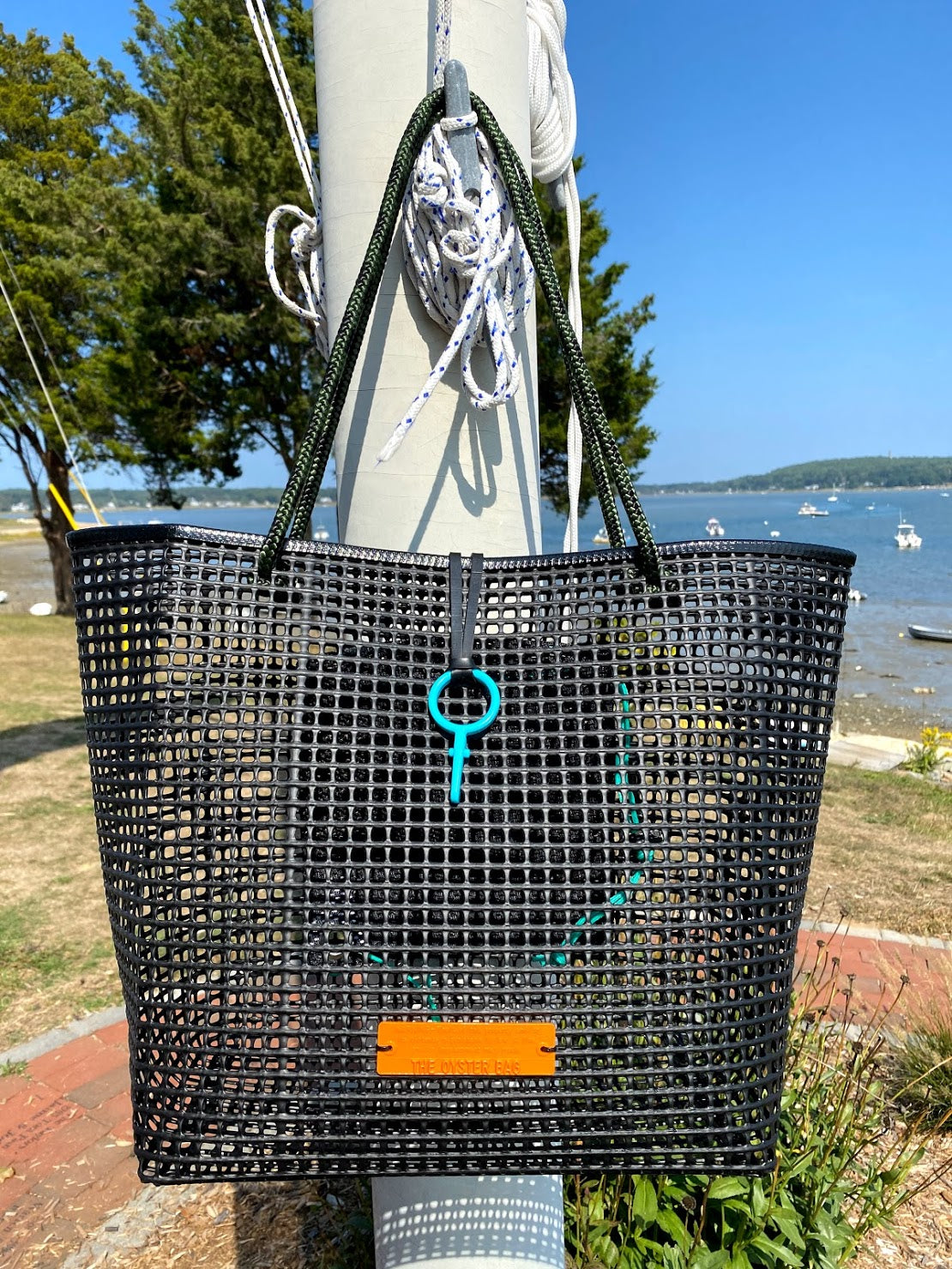 THE MARKET – The Oyster Bag